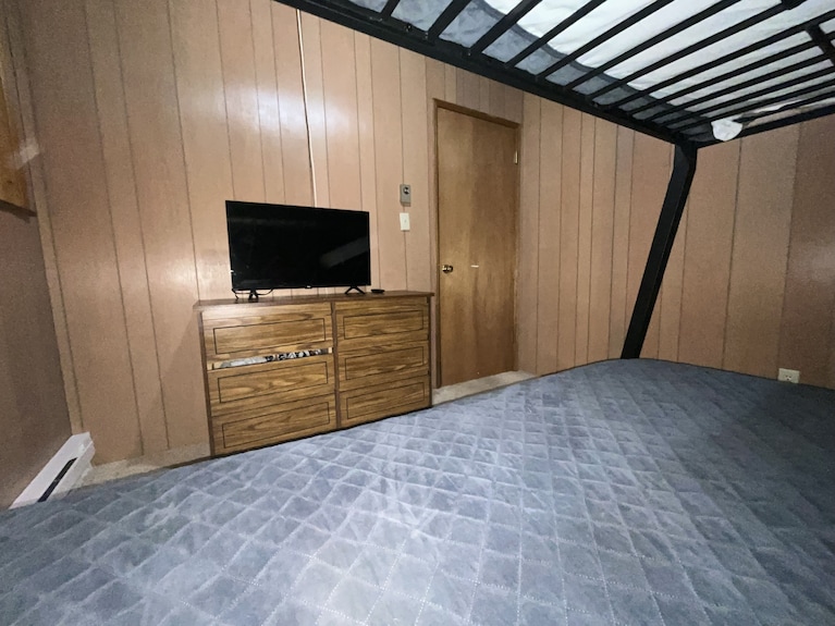 Cozy Cabin On Lake Sutherland With Hot Tub, Huge Dock And Kayaks! - Olympic National Park, WA