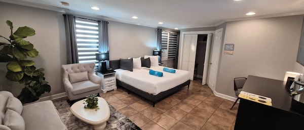 Bishop Hotel Key West - Key West, FL