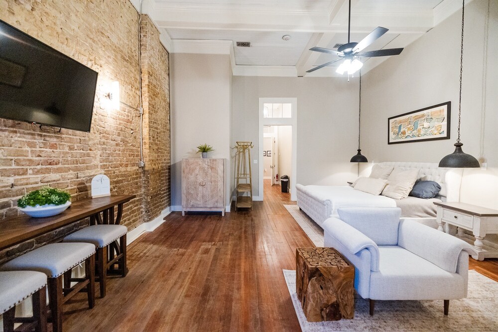 Experience Mississippi Art At 'The Artistry' - Laurel, MS