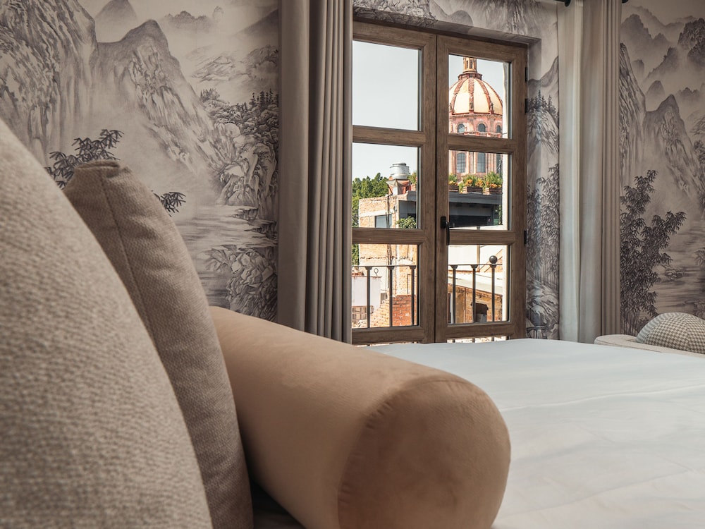 Maria Camille - San Miguel de Allende