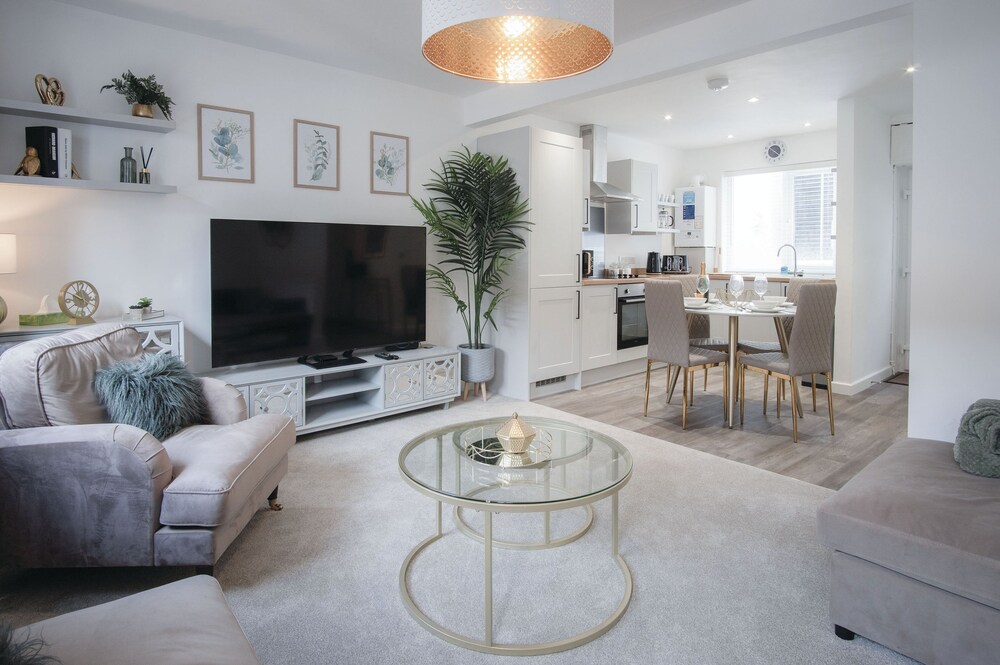 Luxurious Apartment Charlton Mews - 2 Bed - Tenby - Tenby