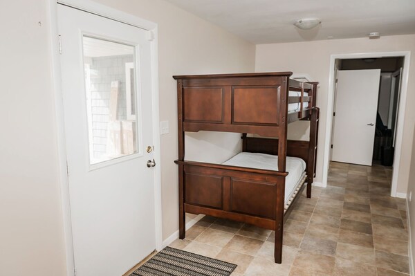 4bdr Blue Haven Cottage Grand Haven 150 - Grand Haven State Park, Grand Haven