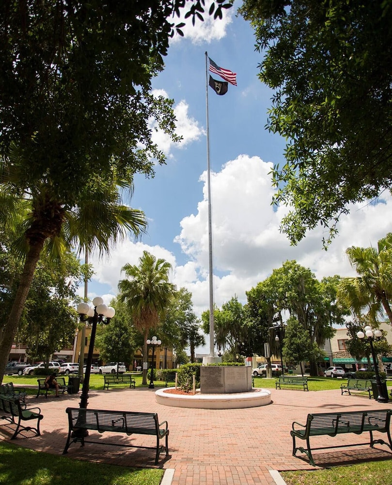 Stylish & Modern Lakefront Retreat w/ Pool & Dock! - Highlands County ...