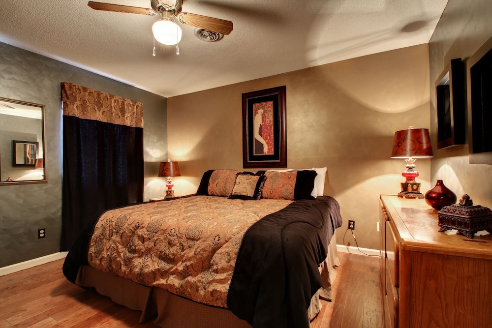 Rivers Edge Condo 103 - Helen, GA