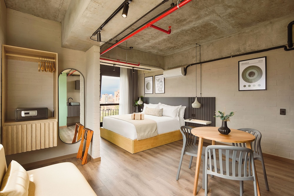 Urbit Social Lofts - Medellín