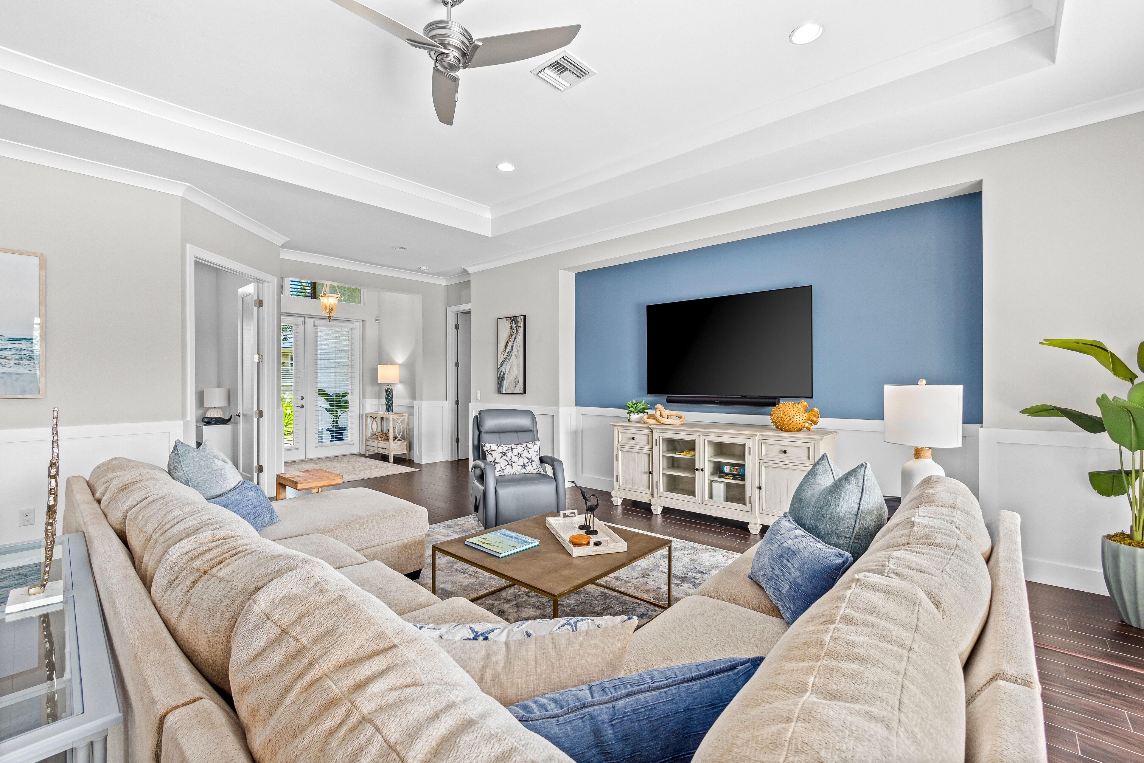 Luxe, Waterfront Home With Pool, Spa, Dock & Gorgeous Backyard - Bonita Springs, FL