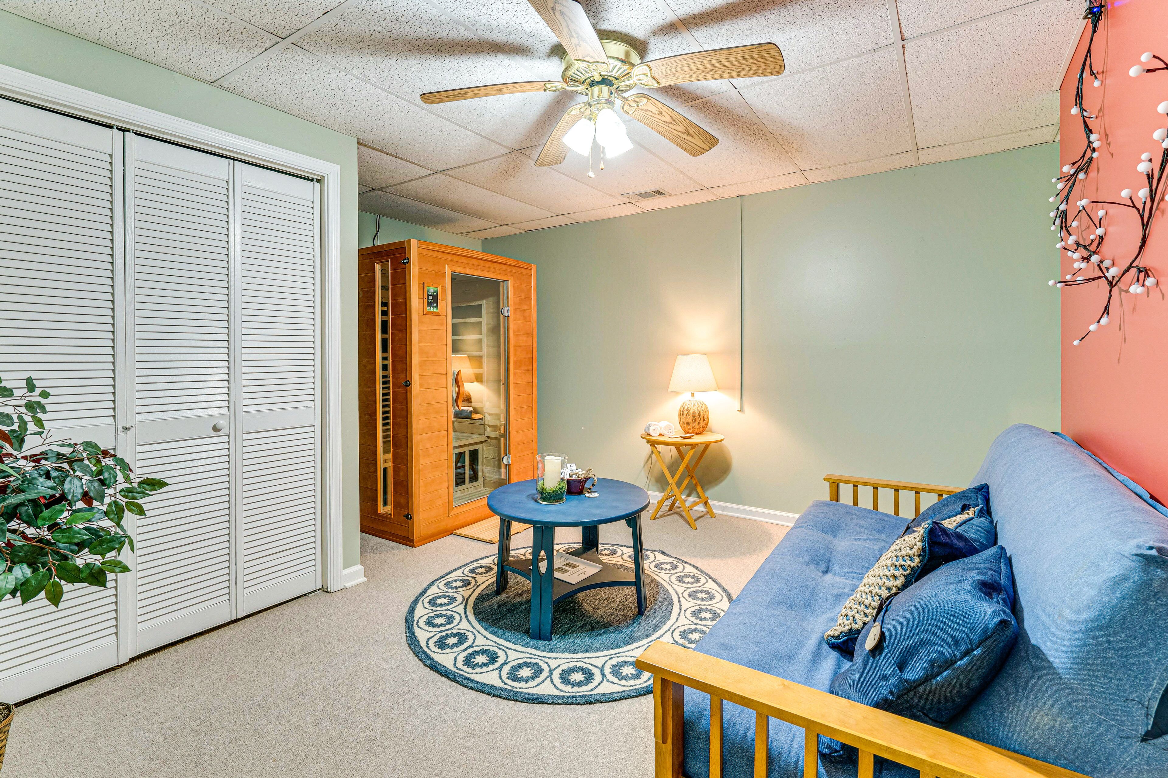 Pet-friendly Hiawassee Cabin W/ Lake Views & Sauna - Hiawassee