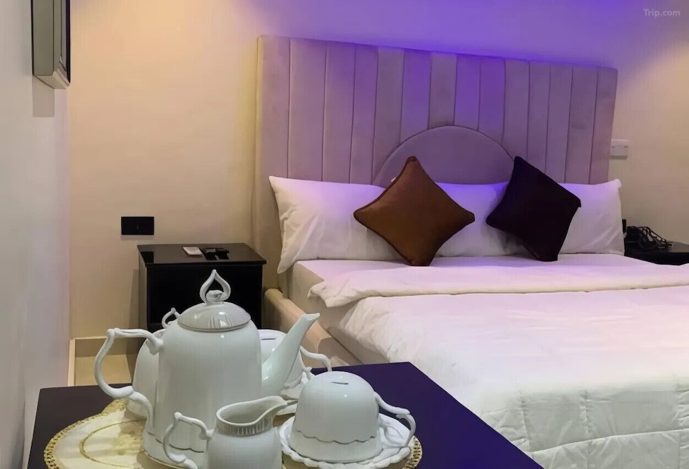 Ikad Hotel And Suite - Lagos