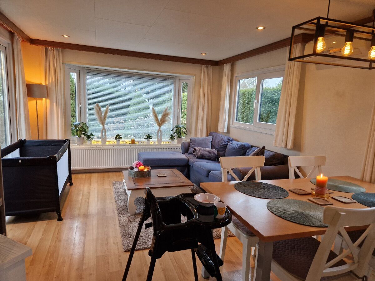 Cozy Chalet With All Conveniences At The Forest - Putten