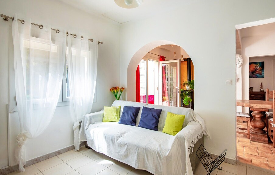 Belle Maison De 2 Chambres à Miramas - Istres