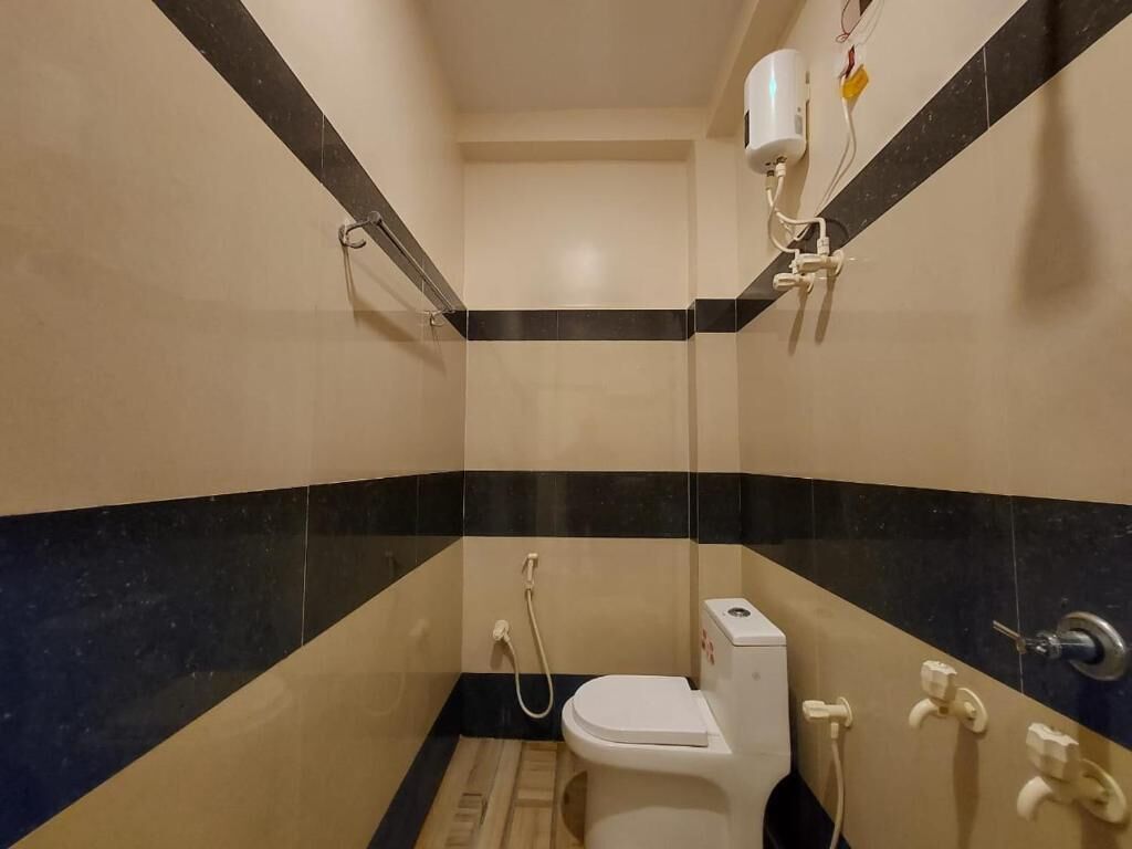 Quarto casal luxo | Banheiro | Chuveiro, produtos de toalete grátis, toalhas de banho, sabonete