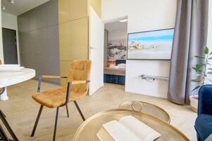 Apartamento urbano | Ferros/tábuas de passar roupa, Wi-Fi de cortesia, roupa de cama