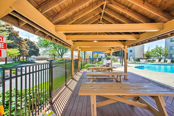 Lakefront Port Clinton Condo W/ Boat Dock & Slip! - Fremont, OH