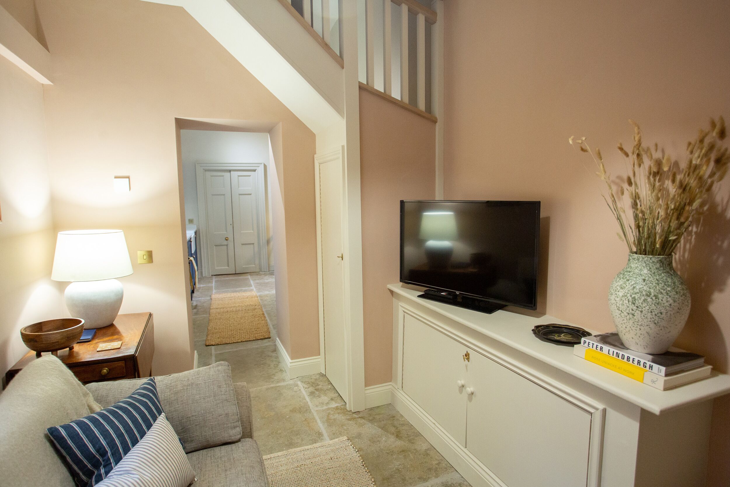 The Tower, Character Holiday Cottage, With A Garden In Longtown - Dumfries and Galloway