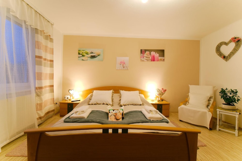 Ferienhaus Bad Gleichenberg Für 1 - 4 Personen Mit 2 Schlafzimmern - Ferienhaus - Bad Gleichenberg
