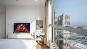 Apartamento, 3 quartos | 2 quartos, com mobília individualizada, secretária