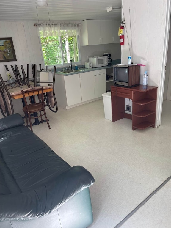 Discover Melody Lodge, Ontario's Best-kept Secret Where Tranquil Nature, Adventure, And Comfort Await. - Kingston