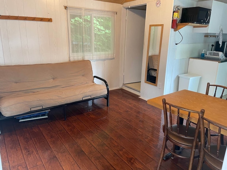 Discover Melody Lodge, Ontario's Best-kept Secret Where Tranquil Nature, Adventure, And Comfort Await. - Kingston