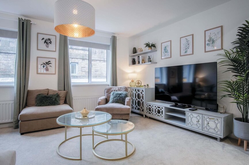 Luxurious Apartment Charlton Mews - 2 Bed - Tenby - Castle Beach