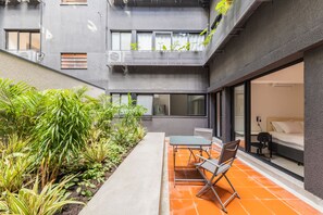 Apartamento Superior | Terraço/pátio interior