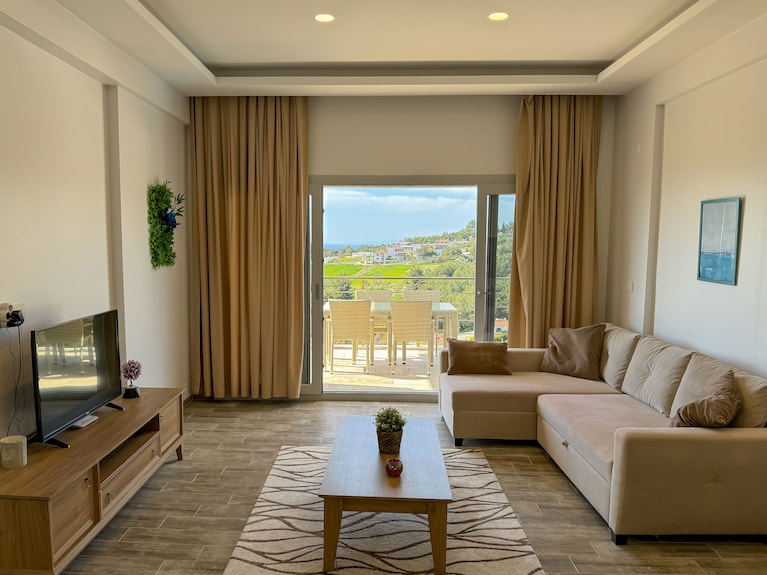 Lavender D7 Seaview Penthouse Ideal For Families, Pool & Sunset Balcony - Kuşadası