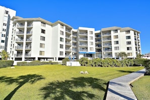 Apartamento em Condomínio Fechado, várias camas (Caprice 301) | Exterior