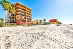 Apartamento em Condomínio Fechado, 1 cama king-size e sofá-cama (Emerald Isle 104) | Exterior