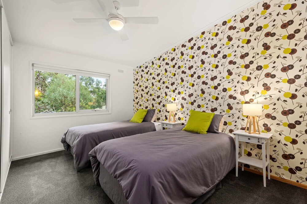 Aireys Tranquillity I 2 Living Rooms I Bush Views - Aireys Inlet | Vrbo