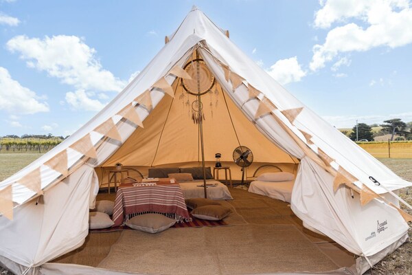 Coastal Glamp - Melbourne