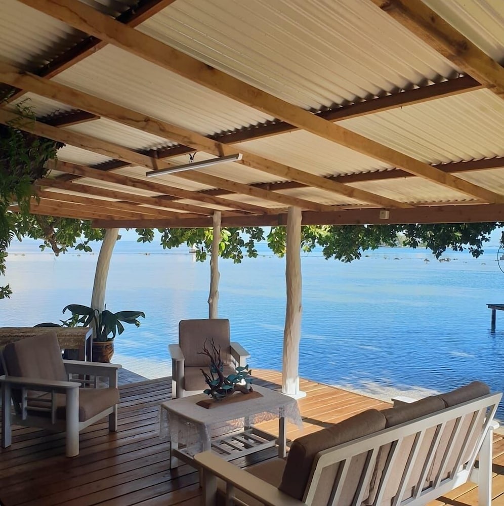 Fare Tetahora - French Polynesia