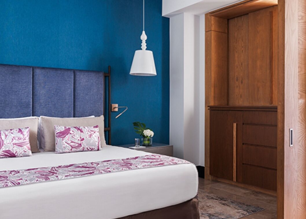 Indulge In World-class Resort Within A Luxurious, Self-contained Destination!! - 나야리트