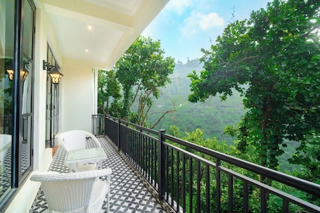 Suite de Luxo | Vista da varanda. Marten's Wilderness Retreat