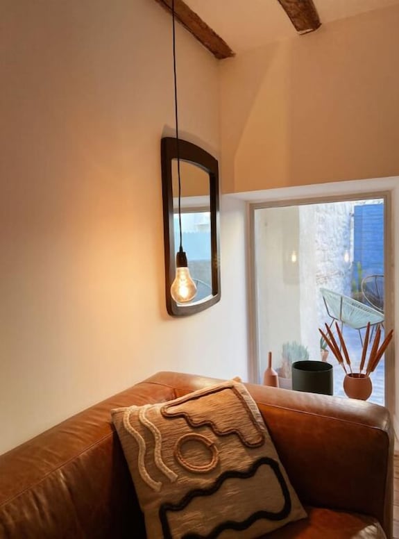 Spacieux 2 Chambres Dans Le Centre D'arles Avec Terrasse - Place du Forum