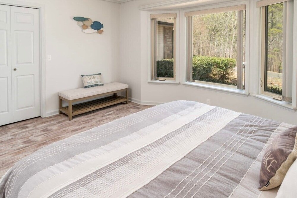 Dreamcatcher On Lake Coronado - Hot Springs Village | Vrbo