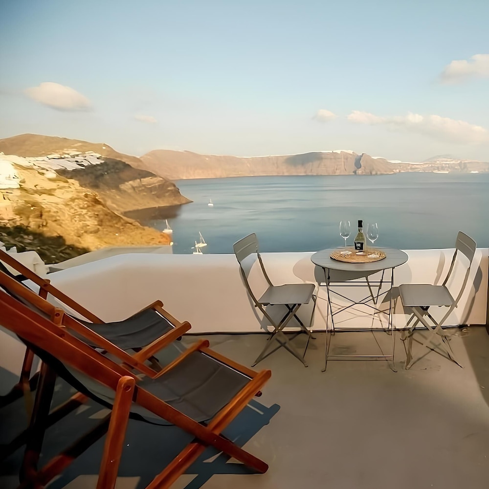 Caldera's Dream Cave House with hot tub Reviews, Deals & Photos 2025 - Vrbo