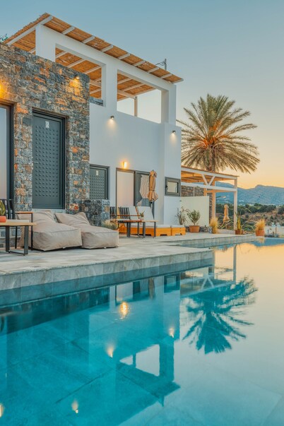 Plakakia Luxury Apartments