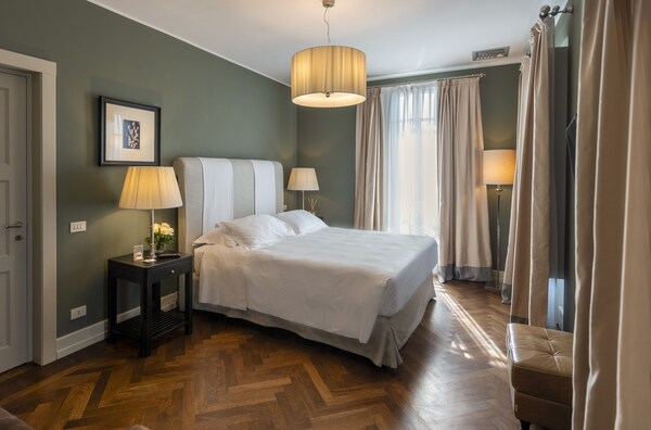 Villa Pattono Wine Country Resort - Piedmont