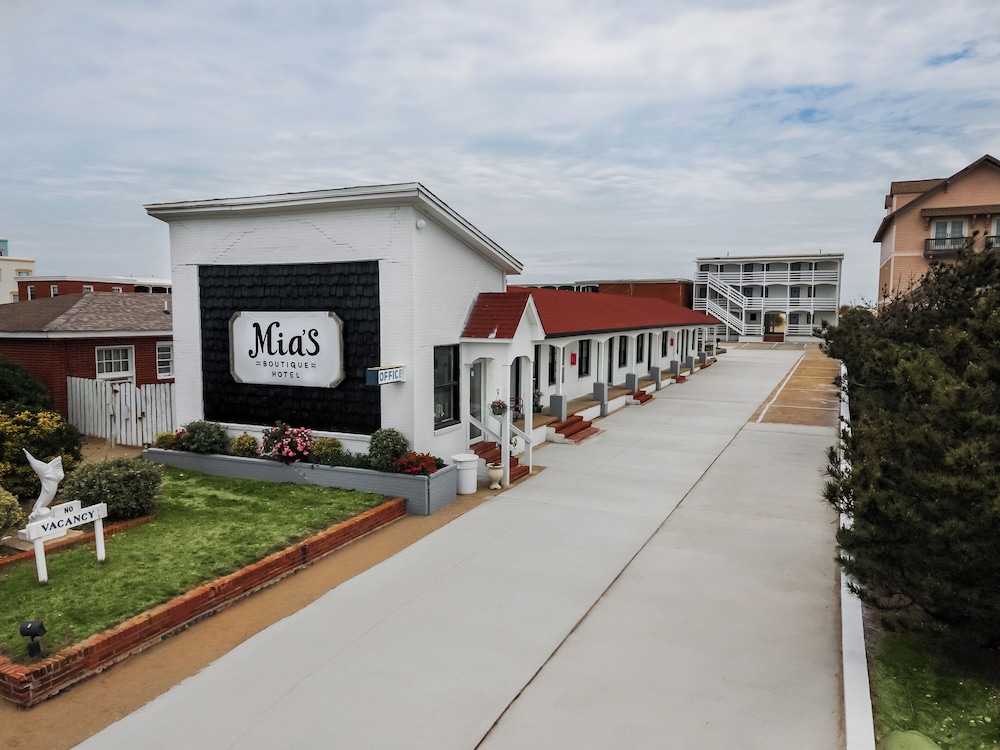 Mia's Boutique Hotel - Kill Devil Hills, NC