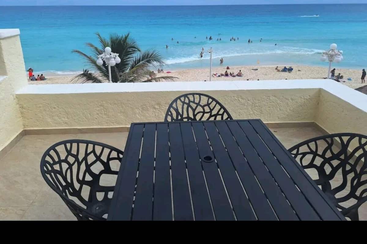Suíte estúdio executiva, vista para a praia | Terraço/pátio