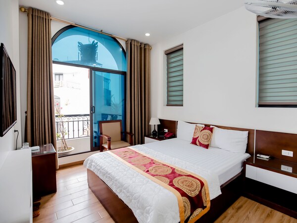 Phương Nam Luxury Hotel Long Biên - Tỉnh Bắc Ninh