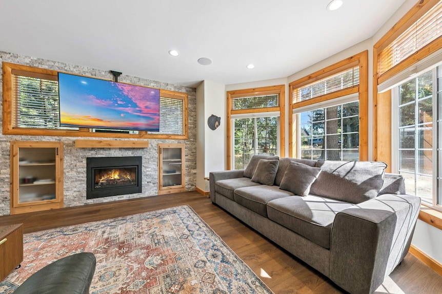 Full Remodel, Hot Tub, Foosball+arcade, Ev Charger - South Lake Tahoe, CA