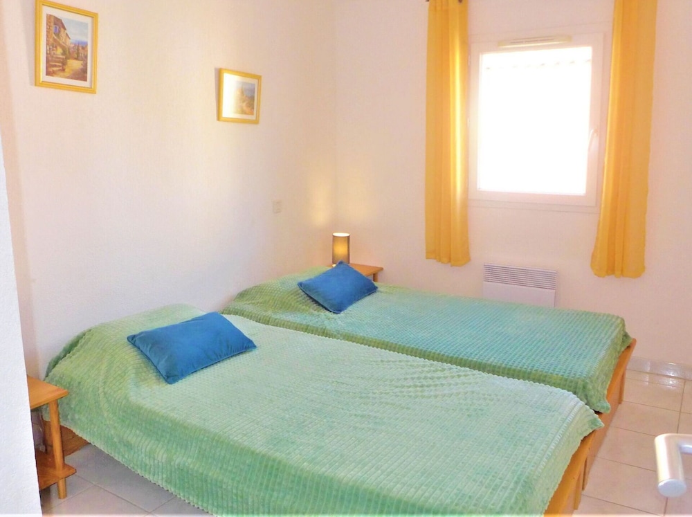 Nice Apartment For 6 People With Wifi, Tv, Patio And Pets Allowed - Saint-Pierre-la-Mer