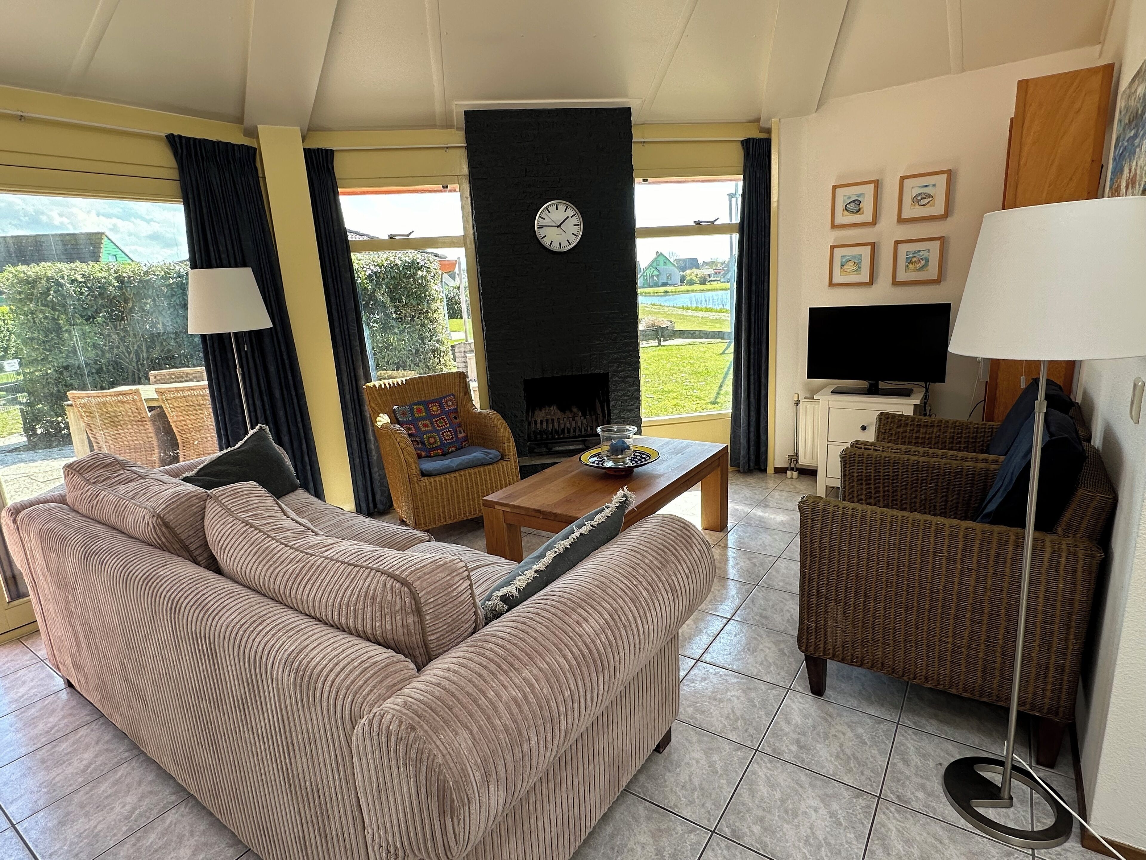 2 Bedroom Accommodation In Julianadorp Aan Zee - Texel