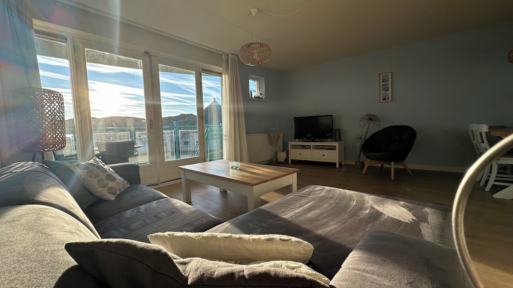 2 Bedroom Accommodation In Julianadorp - Texel