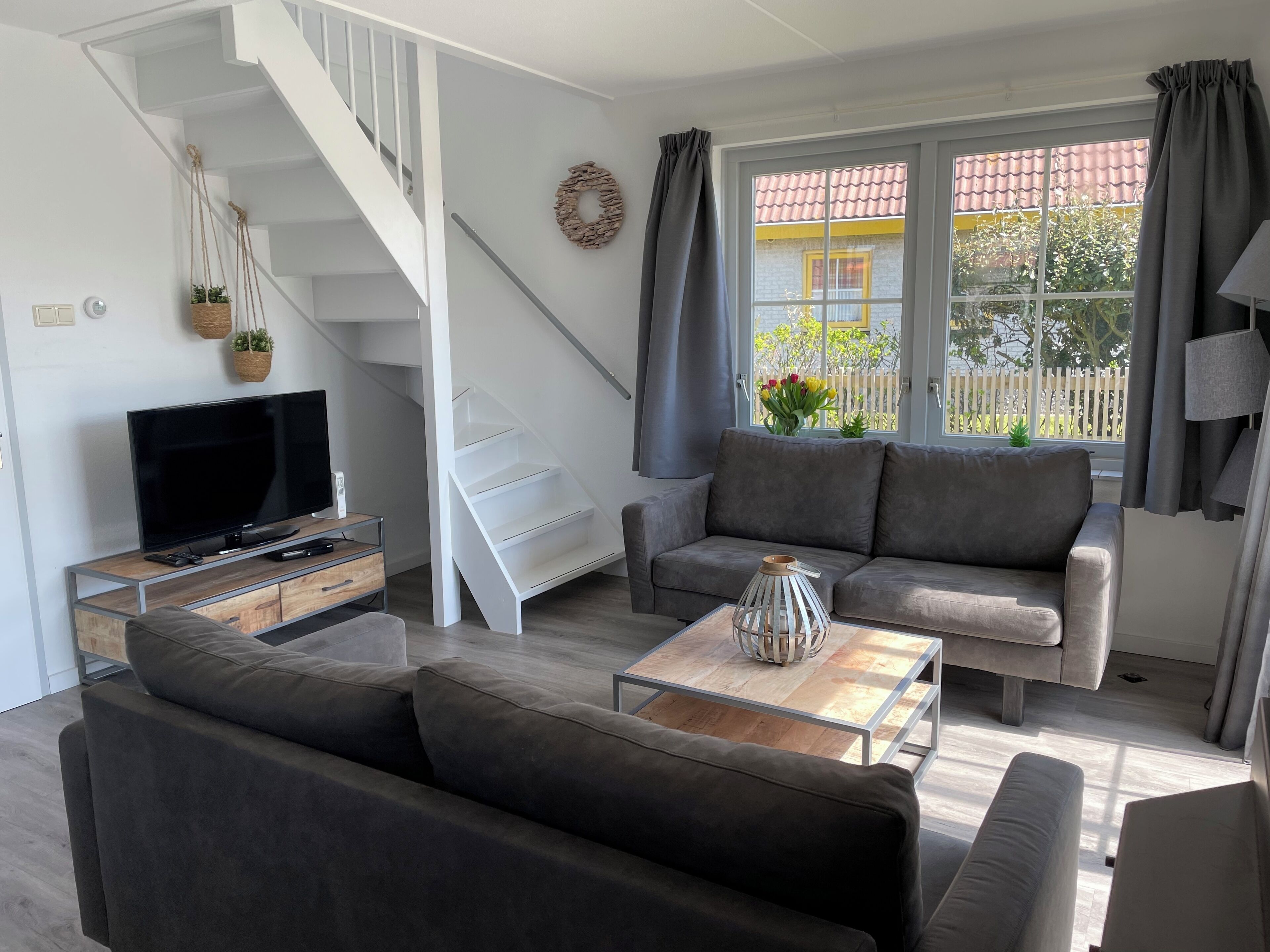 3 Bedroom Accommodation In Julianadorp Aan Zee - Texel