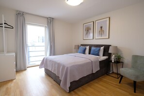 Apartamento, 2 quartos, sauna seca | 7 quartos, roupas de cama antialérgicas, individualmente mobiliados