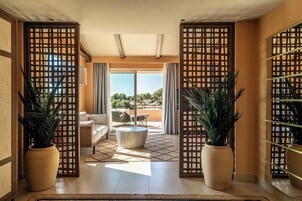 Quarto Premium, na torre | Secretária, ferro/tábua de engomar, Wi-fi grátis 