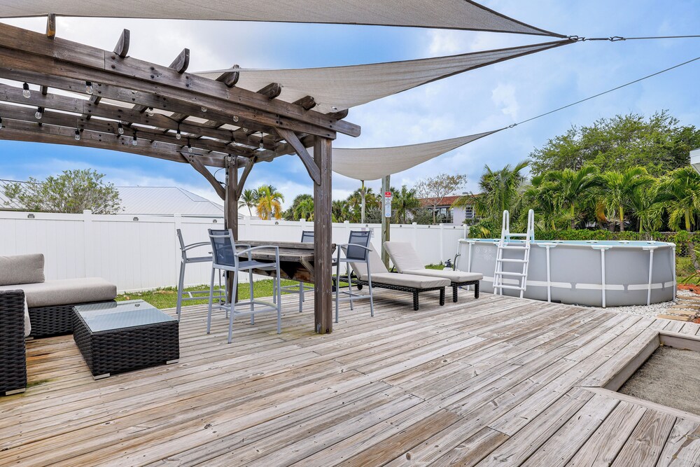 Pet-friendly Fort Pierce Home W/ Pool & Kayaks! - Fort Pierce, FL
