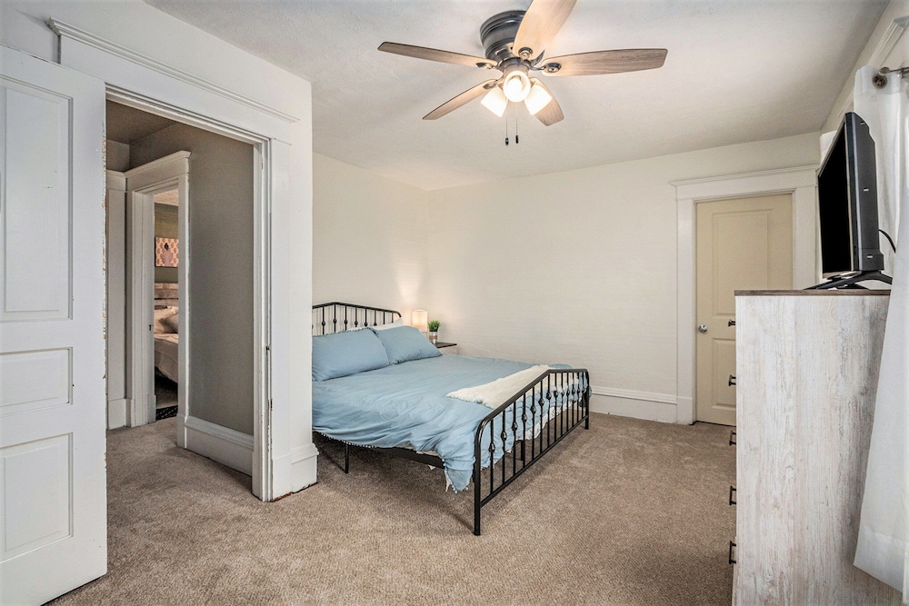 Renovated Victorian Home With Private Garden & Fire Pit! - Three Oaks, MI