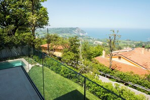 Suite Superior | Roupa de alta qualidade, camas de colchão viscoelástico, minibar